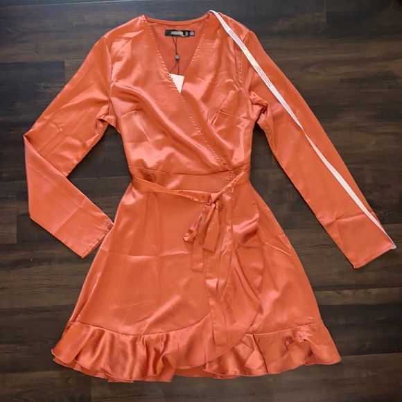 Missguided | Dresses | Nwt Missguided Satin Dress | Poshmark